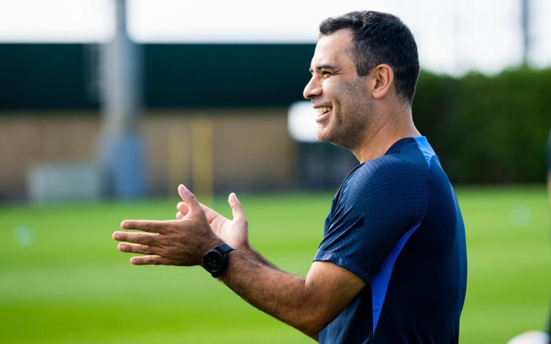 Conoce a Rafa Márquez, exfutbolista que estuvo en 5 copas mundiales ...