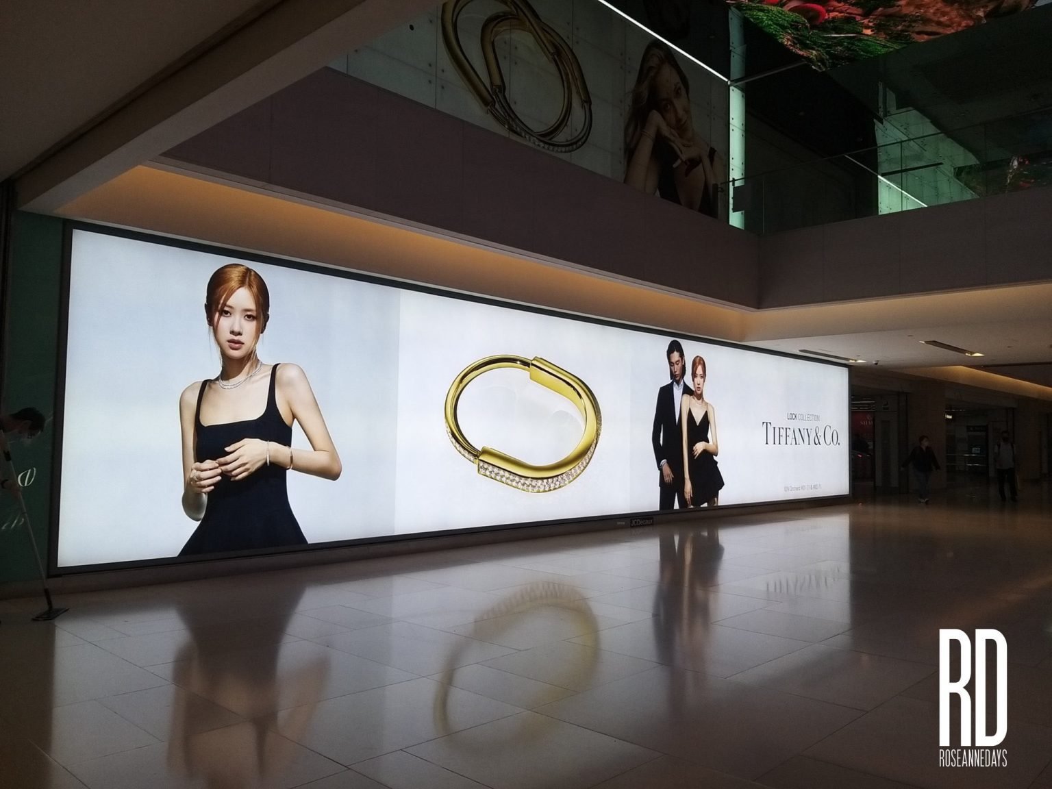 Esta es Lock, la nueva campaña innovadora y versátil de Tiffany & Co ...